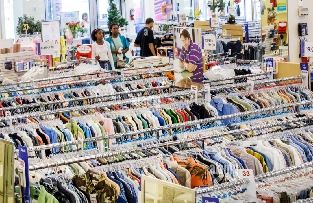 How to Shop the Men's Brand Sale Like an Expert